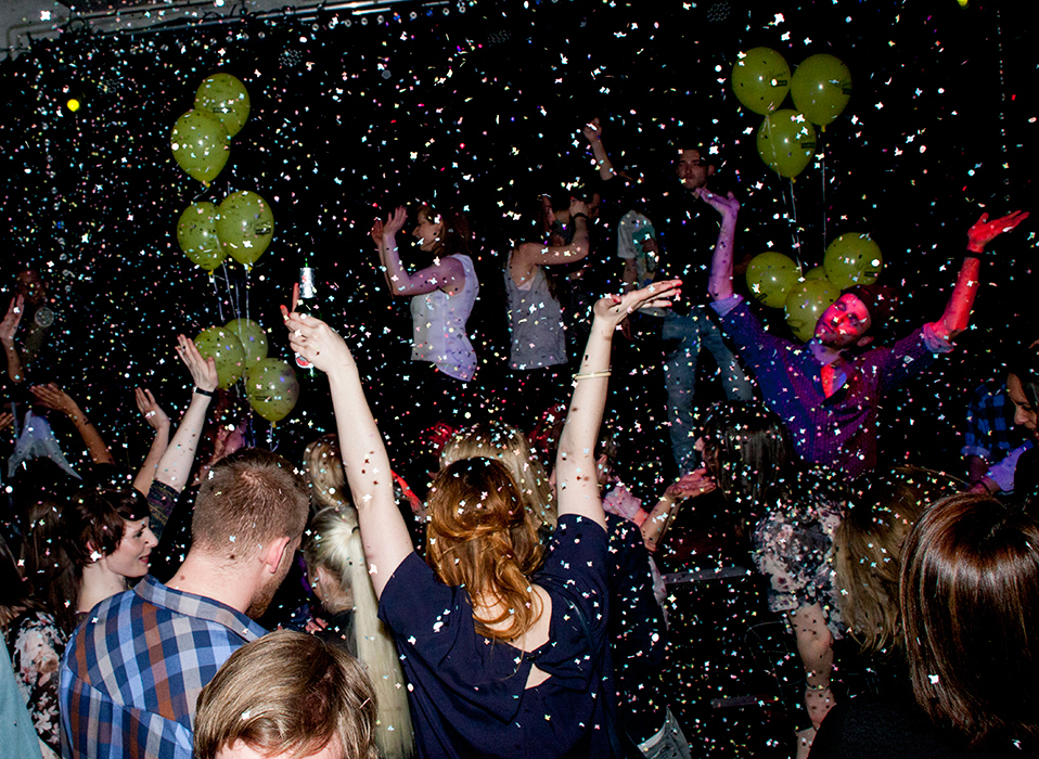 Konfetti, Feuerwerk & Halligalli: Mit Vergnügen Geburtstagsparty! | Mit ...