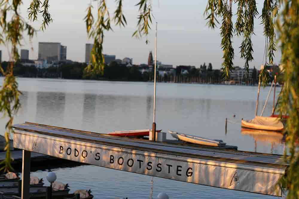 Entspannen auf Bodo's Bootssteg | Mit Vergnügen Hamburg