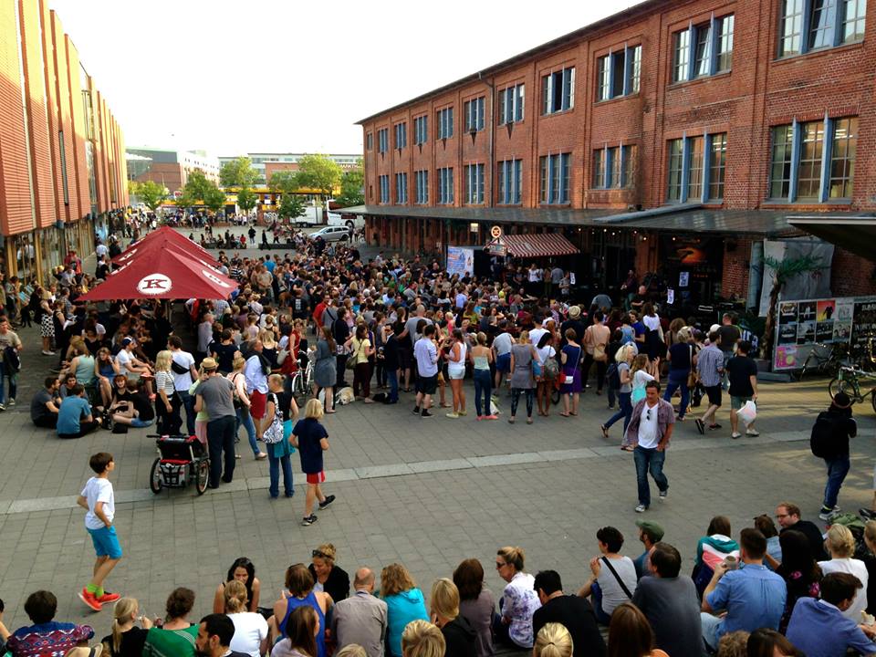 Umsonst und draußen am Lattenplatz – die Knust Acoustics Sommersession ...
