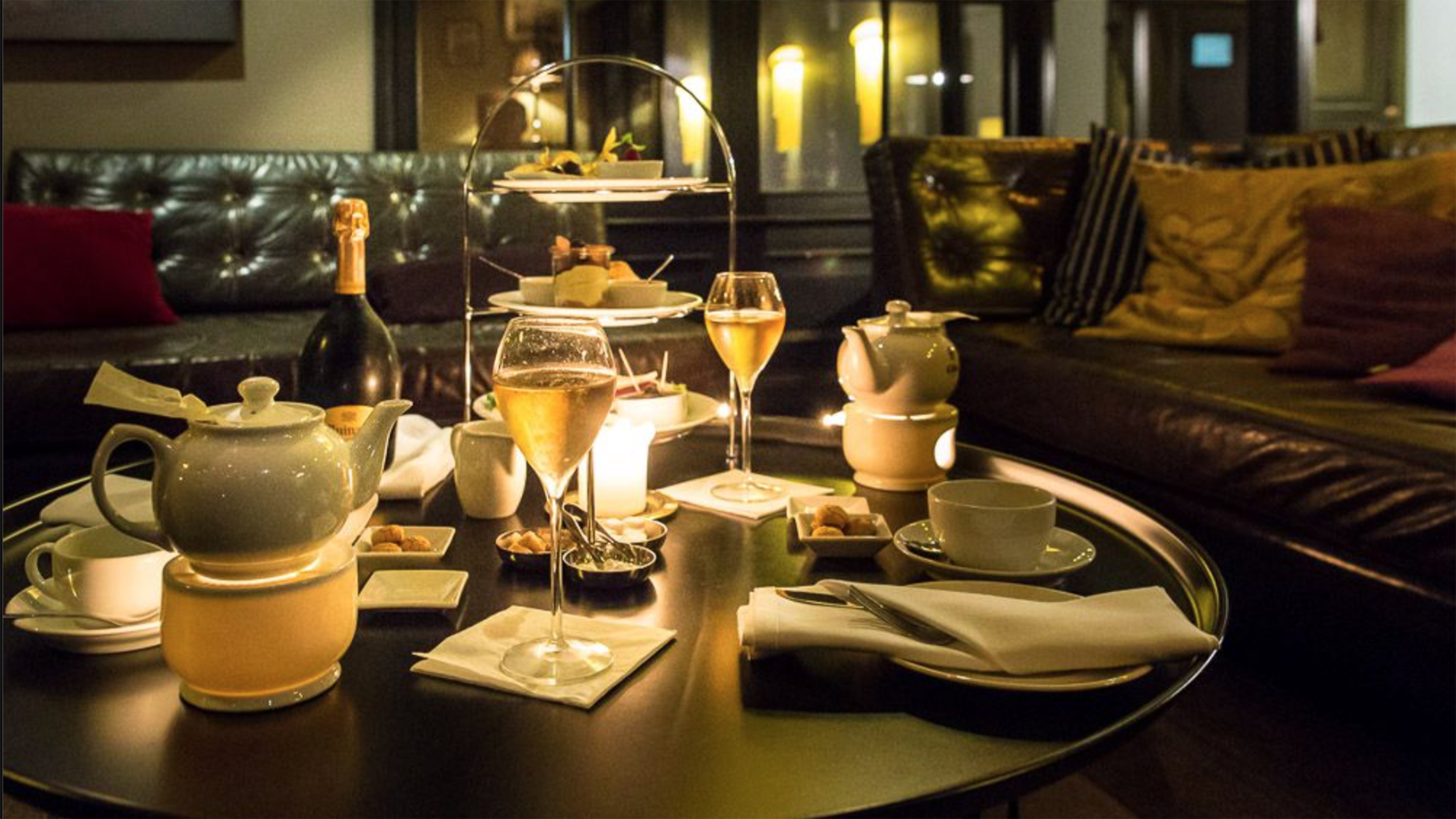 Tea Time im The George Hotel genießen | Mit Vergnügen Hamburg