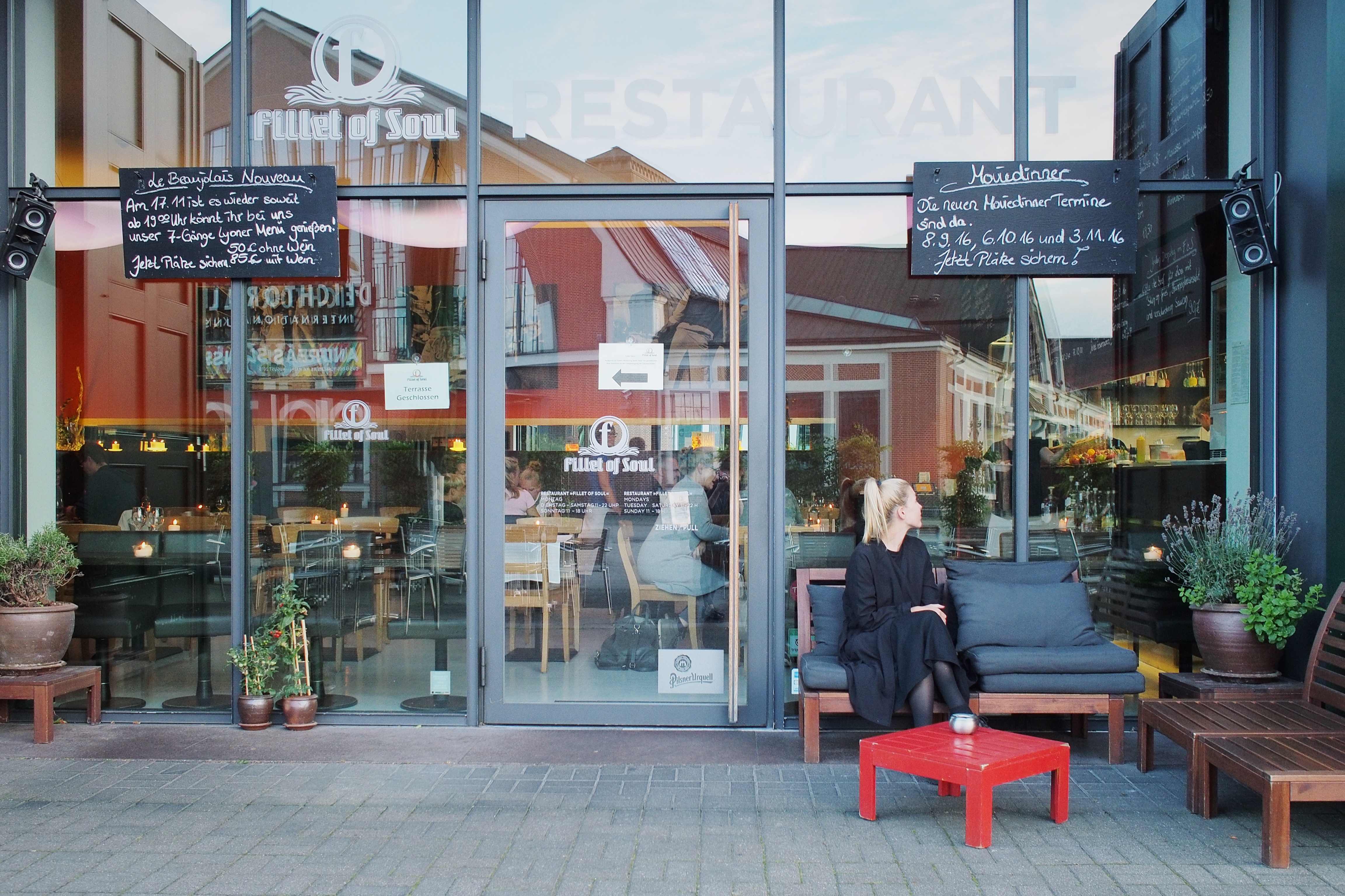 Wildkräutersalat essen im Fillet of Soul | Mit Vergnügen Hamburg
