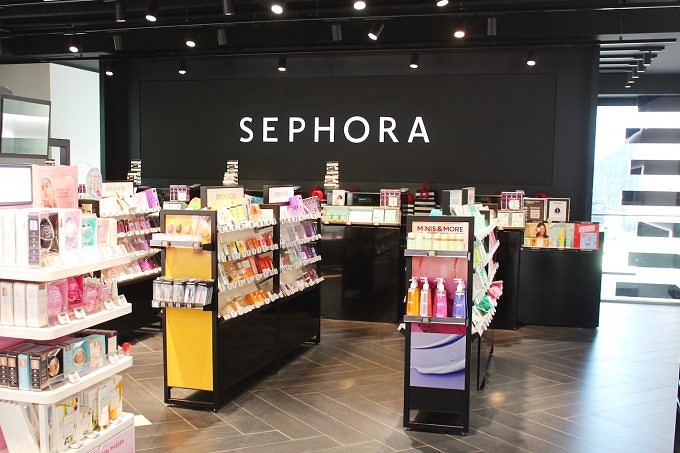 Im Sephora-Store in Hamburg werden eure Beauty-Träume erfüllt | Mit ...