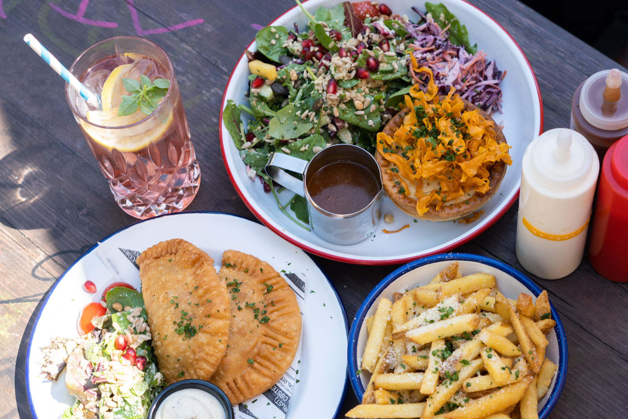 Cheeky Pies: Englische Herzlichkeit, die man schmeckt! | Mit Vergnügen ...